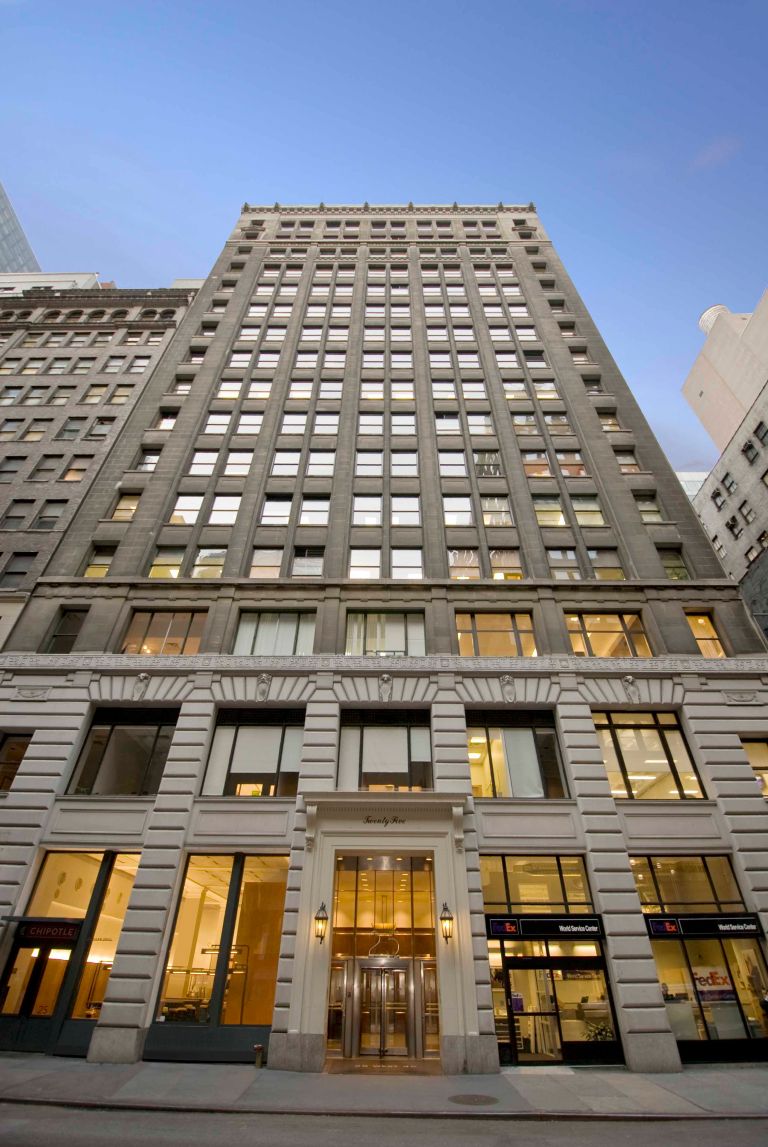 WeWork Inks 4 New ‘Headquarters’ Locations in Midtown – Commercial Observer