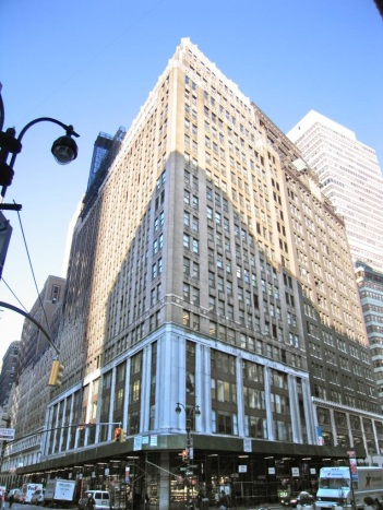 Tarte Cosmetics Inks 15K at 1375 Broadway – Commercial Observer
