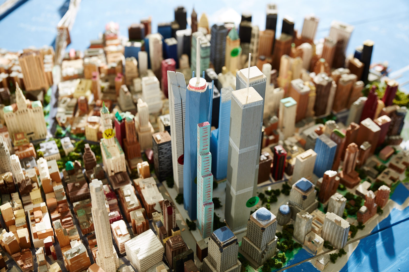 Queens Native Constructs Mini-Manhattan Model With 37,000 Buildings ...