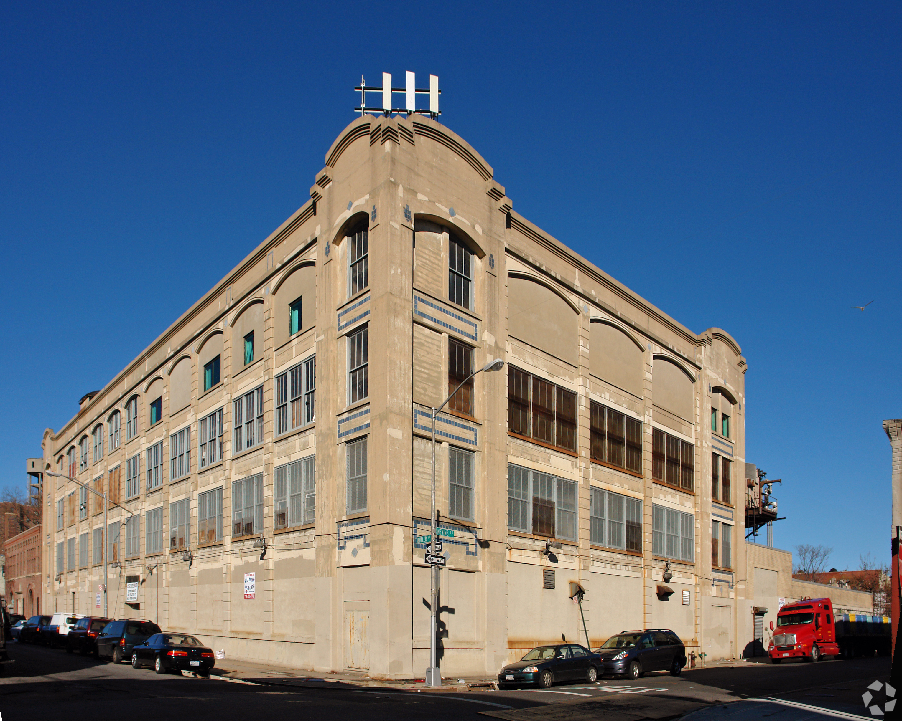 Gowanus Went From a Superfund Site to Super Fun, Thanks to a Smattering ...
