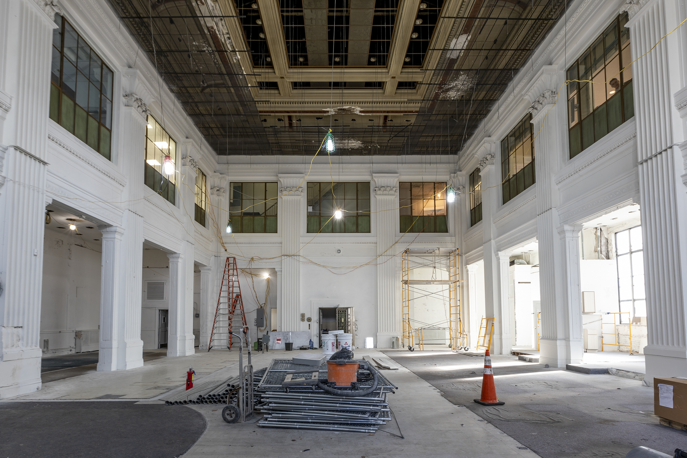 Touring the Dime, the 23-Story Mixed-Use Tower and Bank Conversion in ...