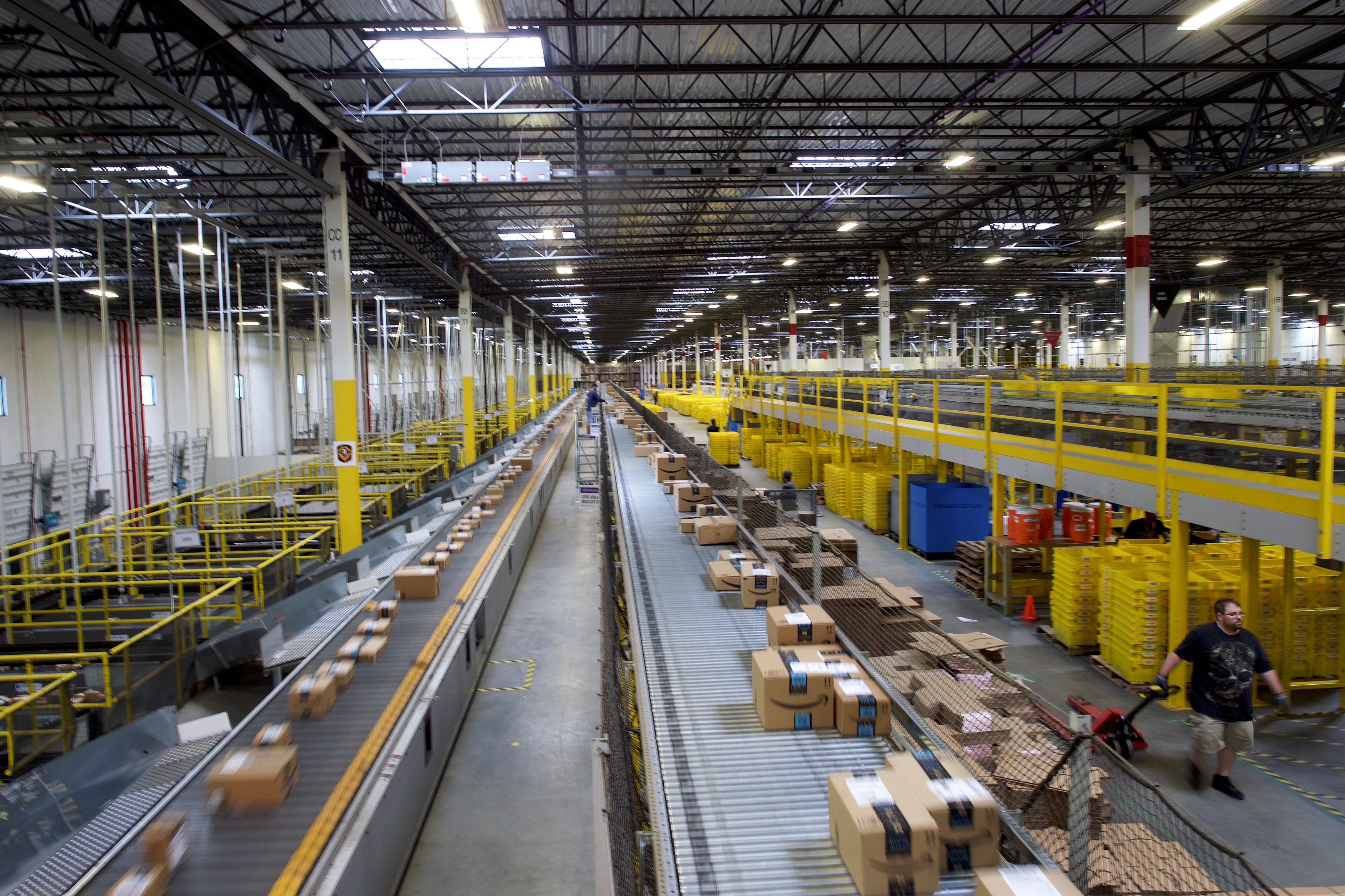 Prime Location: What Goes on in an Amazon Warehouse – Commercial Observer