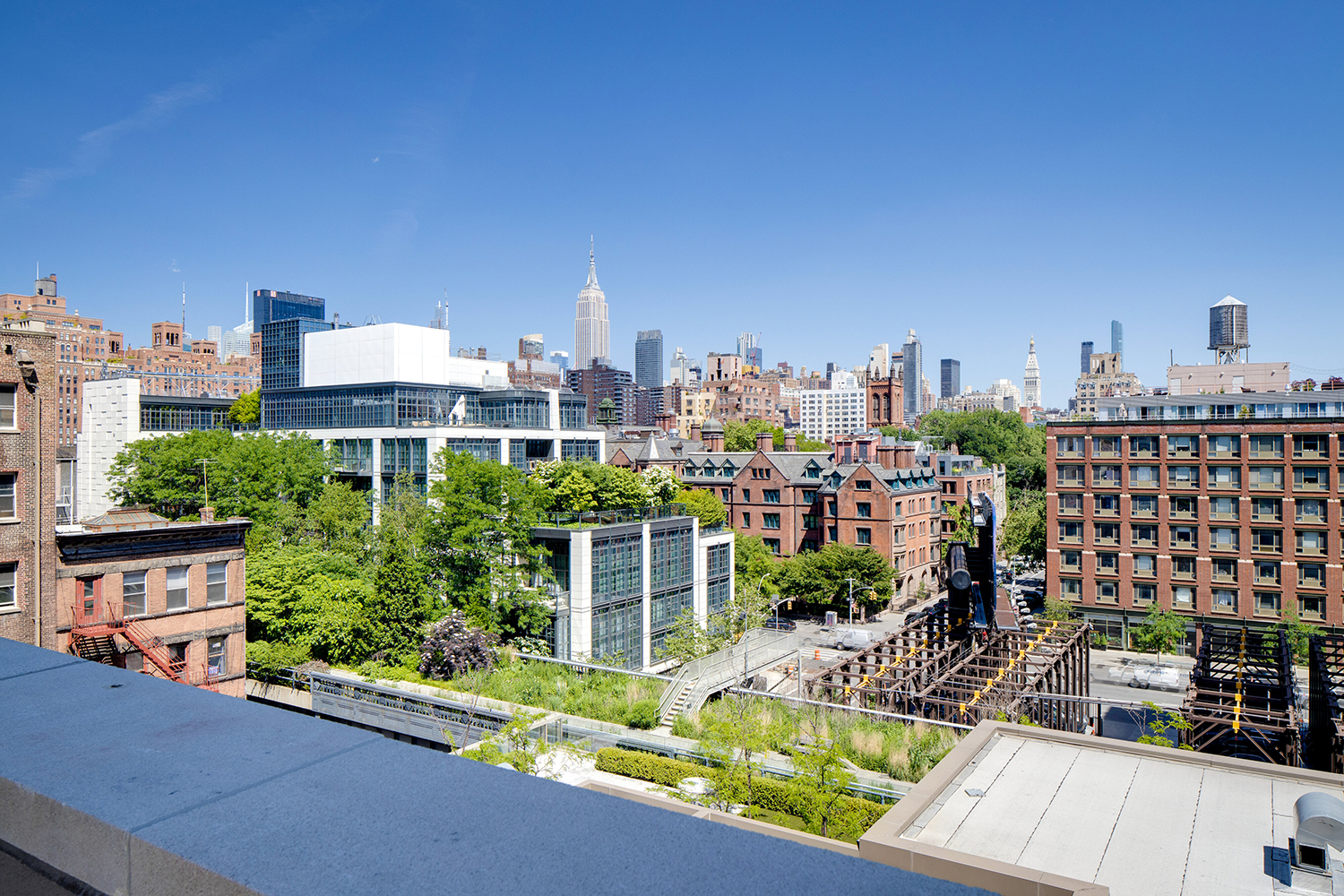 Former Garment Warehouse in Chelsea Becomes a High-End Office Building ...