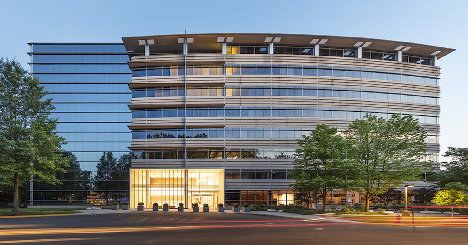 Northern Virginia Trophy Office Building Commands $90M – Commercial ...