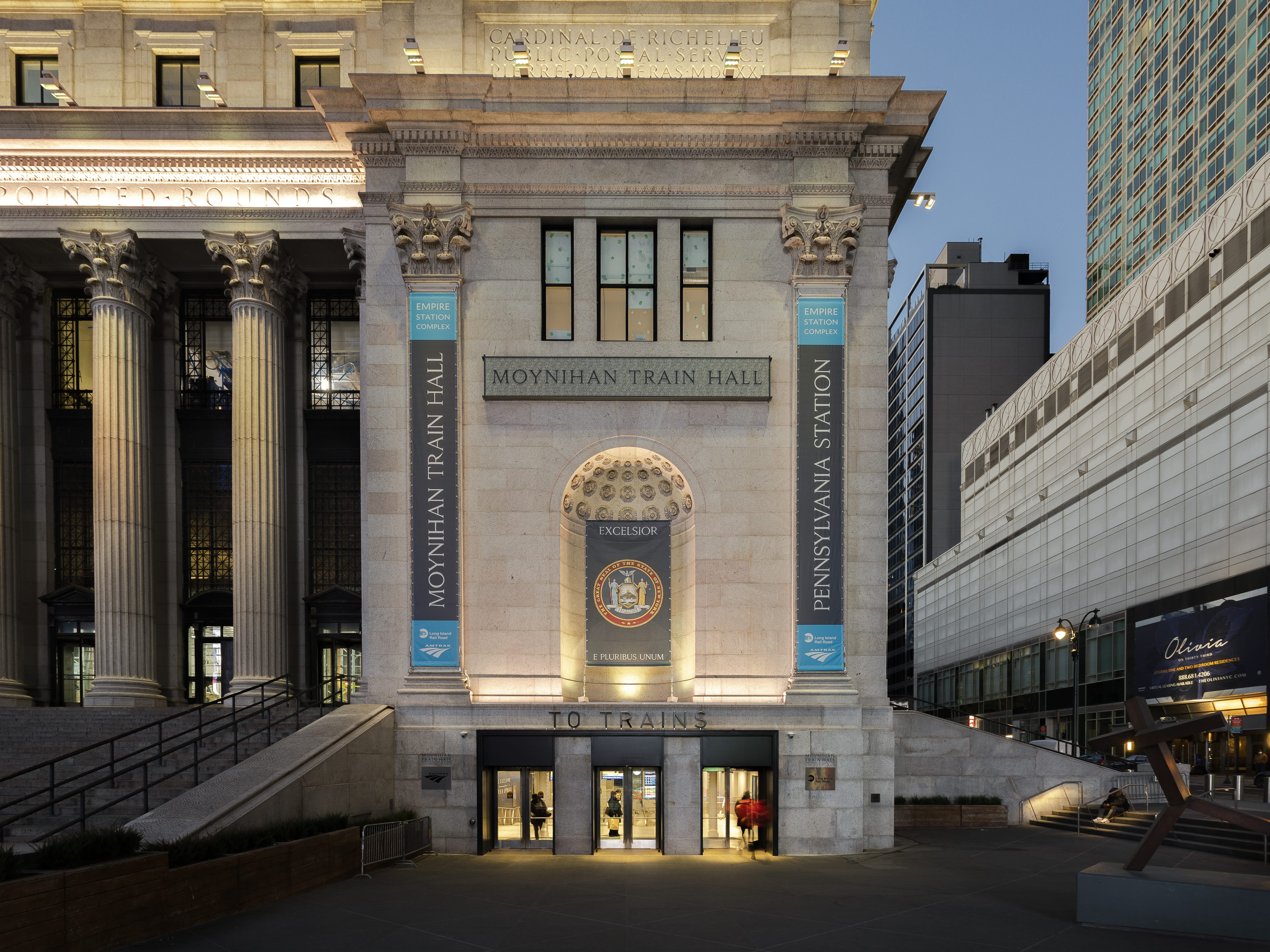 Moynihan Train Hall: All Flash and No Substance? – Commercial Observer