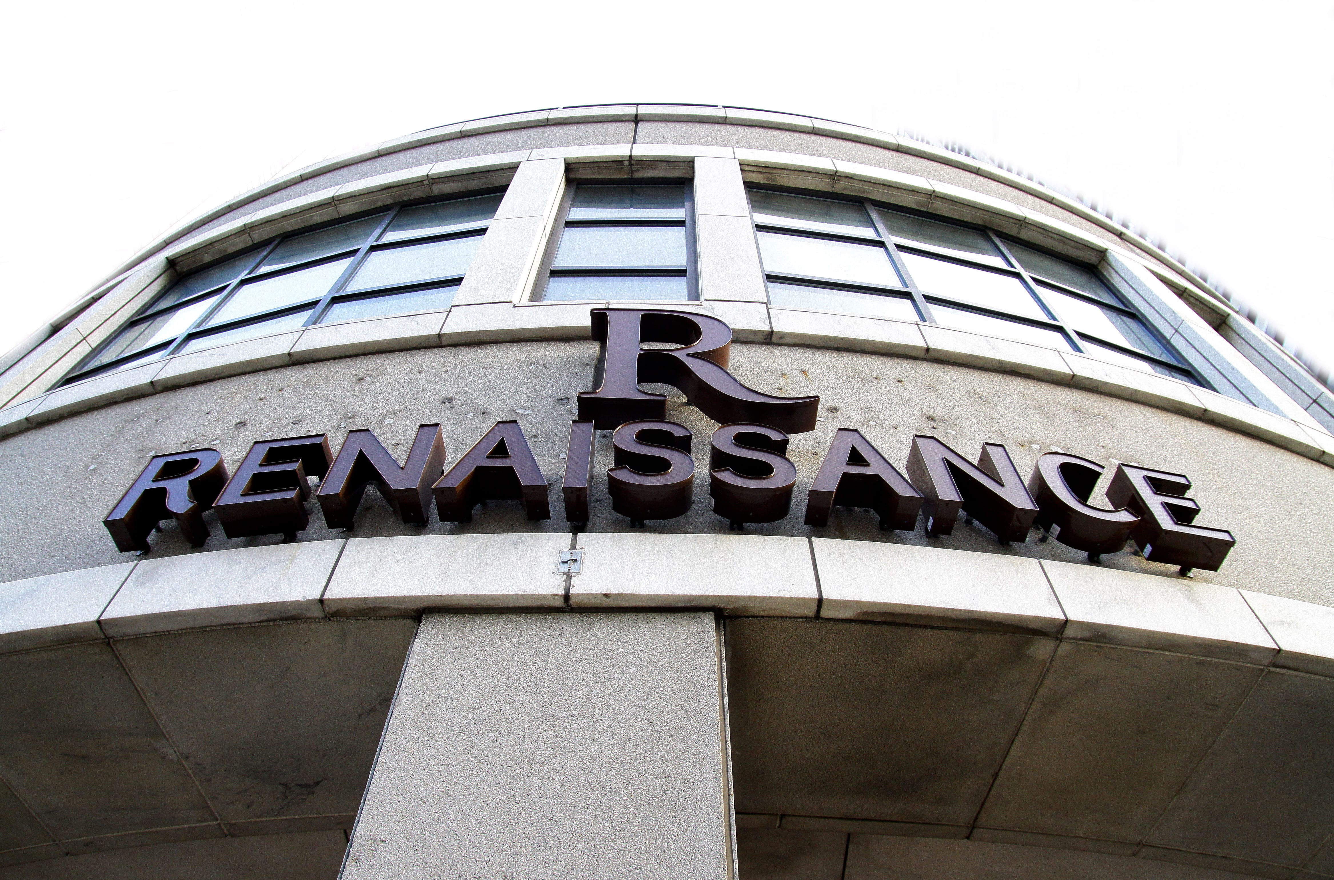 Renaissance Marriott Logo