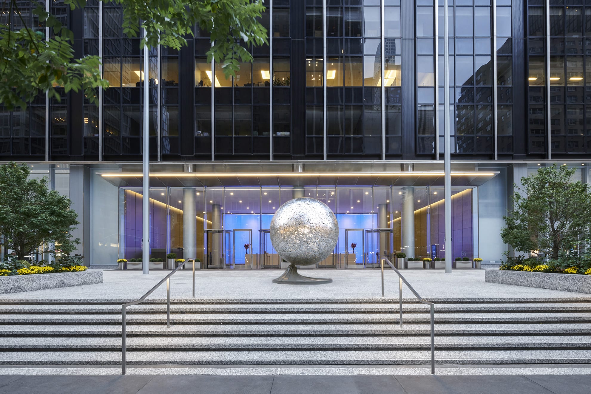 1345 Avenue of the Americas Gets Public Space Upgrades – Commercial ...