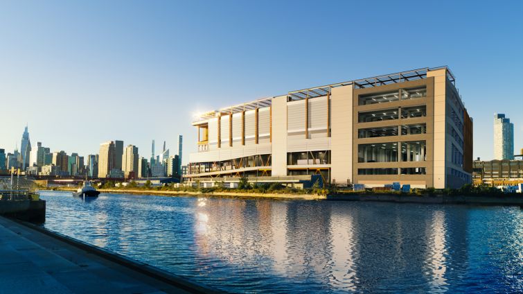 A Multi-Story Warehouse and Movie Studio Rises in Long Island City ...