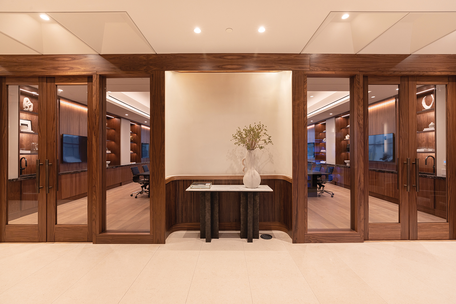 RXR’s ‘Parlor’ Lounge at 340 Madison Avenue Aims at Tenants ...