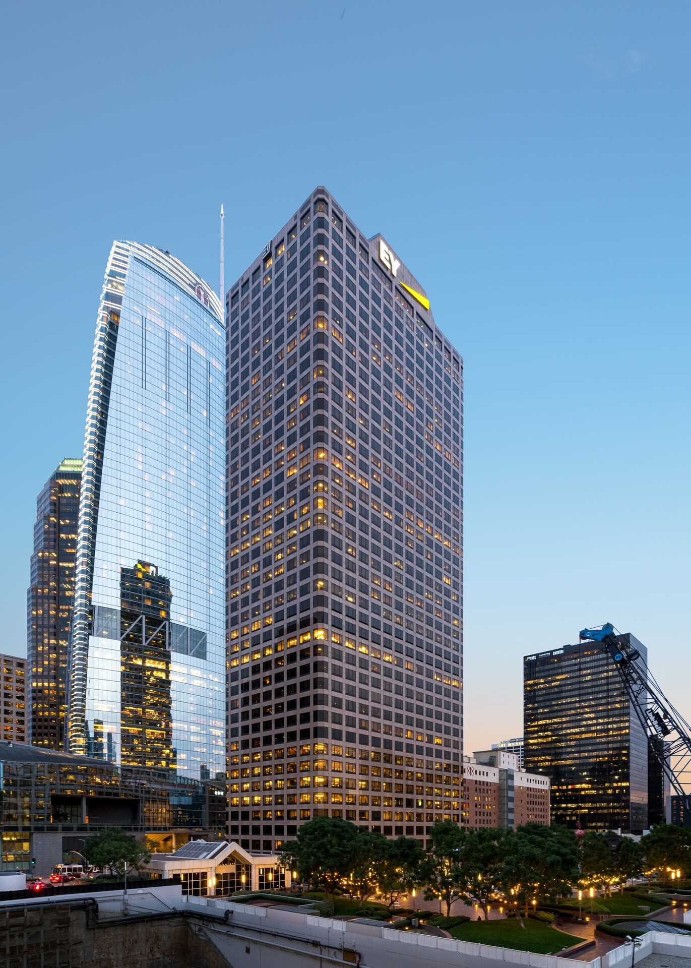 Brookfield Fund Late on Another Downtown LA Office Tower – Commercial ...