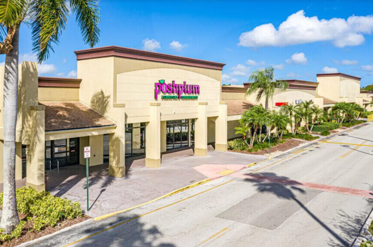 Greer Family Sells Open-Air Mall in Boca for $88M – Commercial Observer