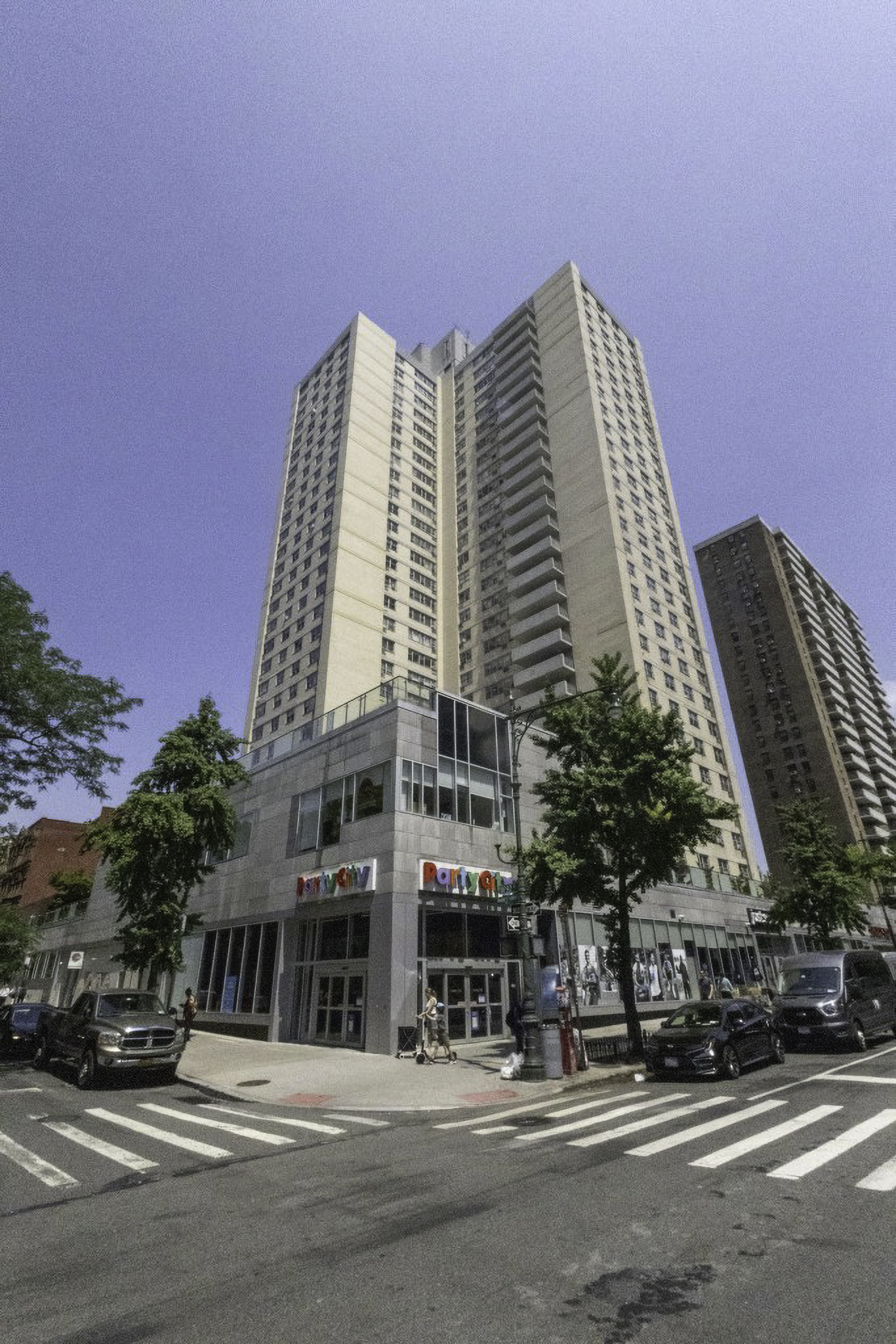 Manhattan Childrens Center Buys Office Condo for $23M – Commercial Observer